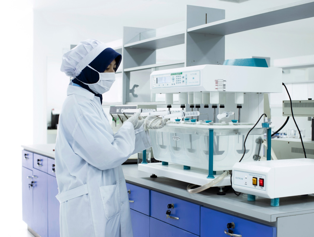 Manufacturing - Dipa Pharmalab Intersains